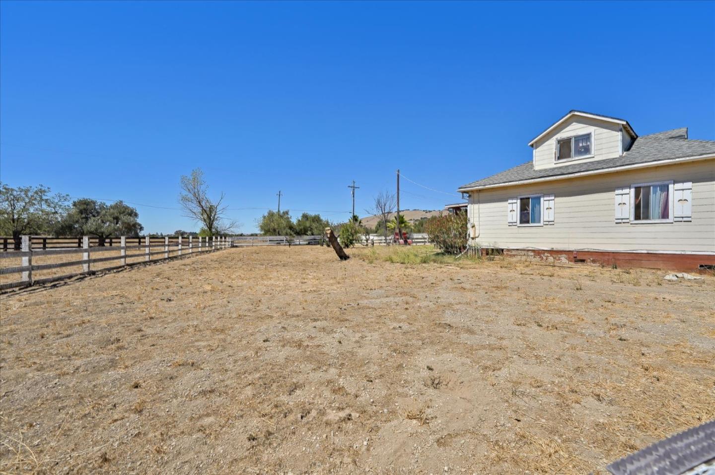 3040 Roop Rd, Gilroy, CA 95020 - 3 Beds | 1 Baths (PendingDoNotShow ...